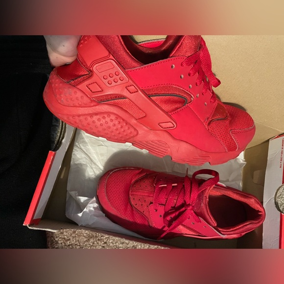 Nike | Shoes | Very Worn Red Huaraches | Poshmark
